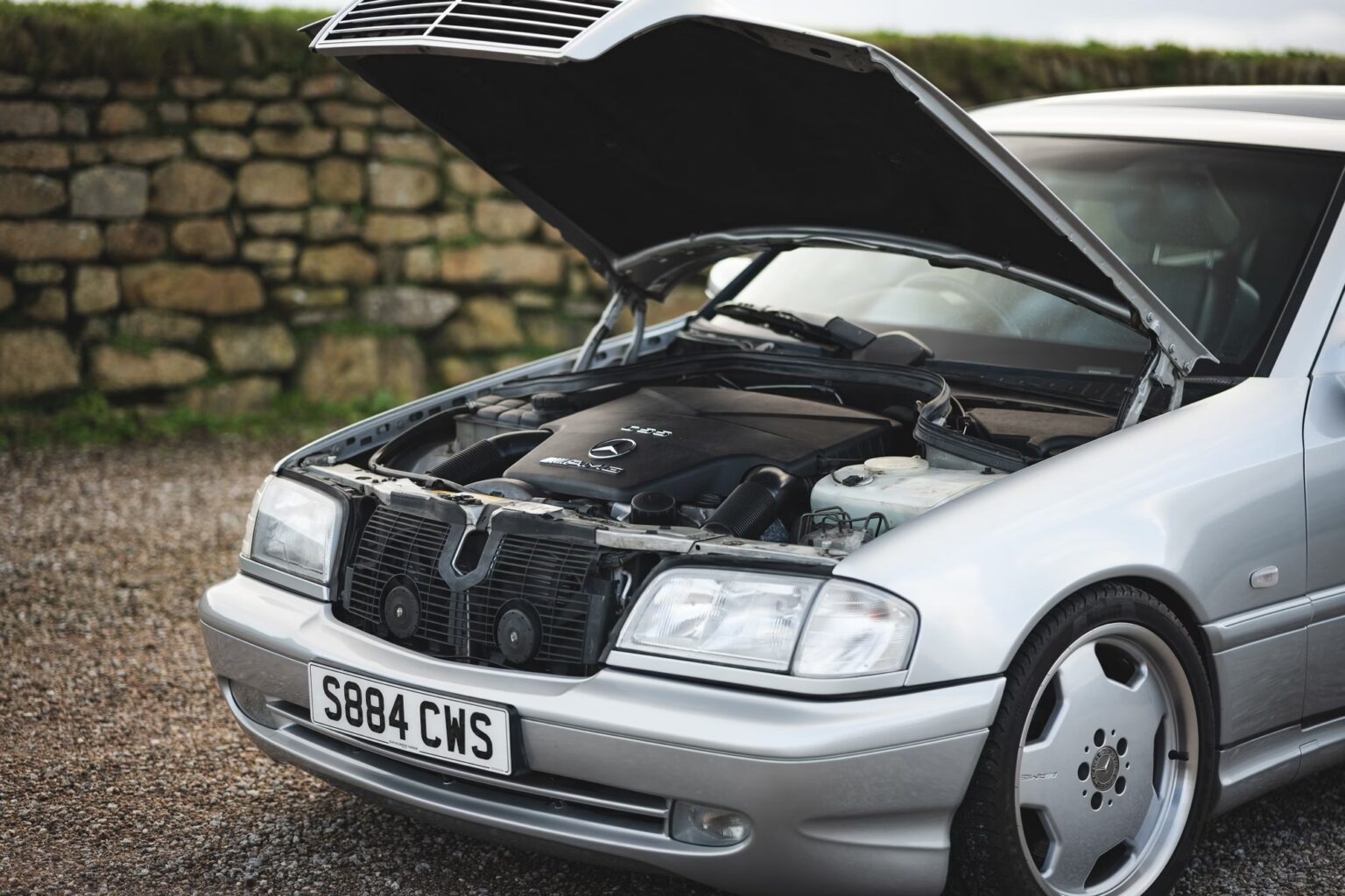 メルセデスベンツ C55 AMG（1998-2000 ドイツ） - car-kobanashi.com