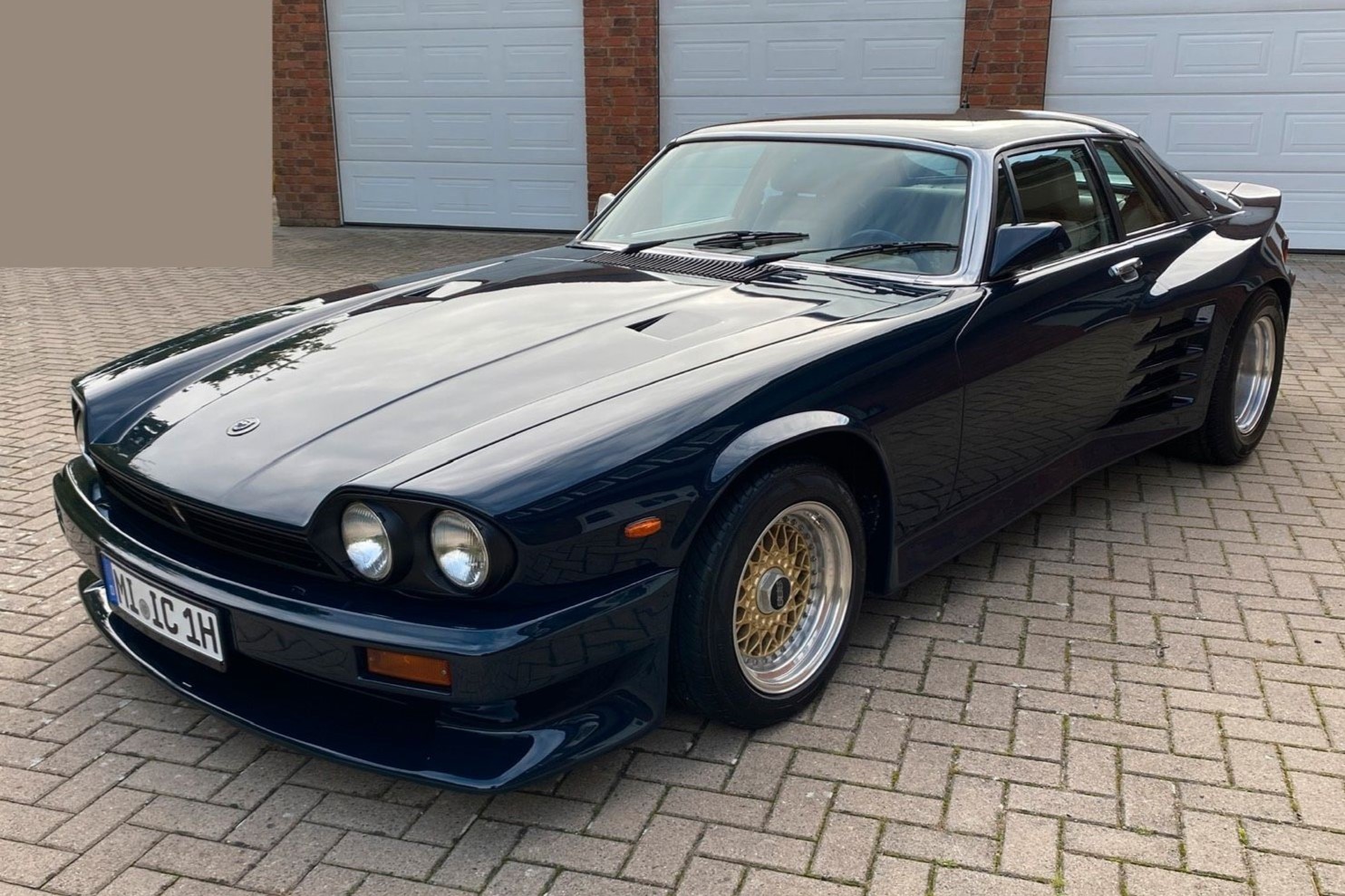 ケーニッヒスペシャルズ ジャガー XJS（ドイツ） - car-kobanashi.com